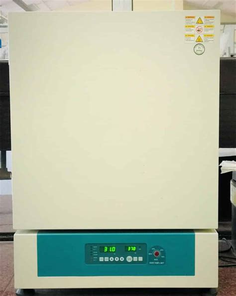 Lab Incubator Principle Parts Types And Reliable Uses Chemistry Notes