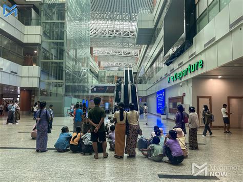 ခေတ်ပျက်ချိန် စီးပွားဖြစ်နေသော ပြည်ပအလုပ်အကိုင်အေဂျင်စီများ Myanmar Now