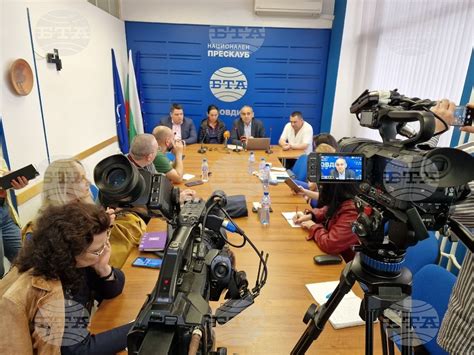 Няма договорка за ротационен премиер между първите две коалиции според народния представител