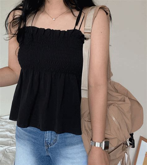 이버라킴 여름휴가코디추천 홀리 끈나시 스모크 탑 뷔스티에 블라우스