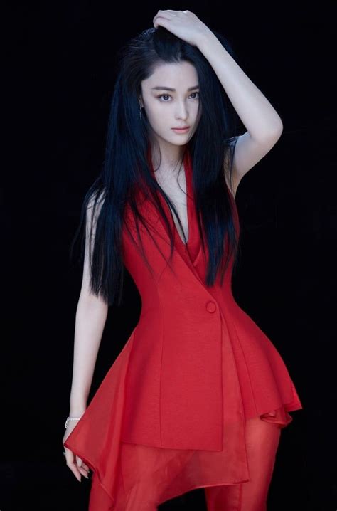 Zhang Xinyu 张馨予 Beautiful Muslim Women Xinyu Pretty Celebrities