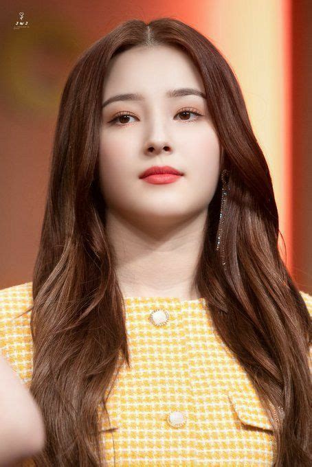 Top 10 Most Beautiful Women In The World 2022 Top Ten Views Artofit