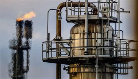 ОХУ гурав дахь сардаа дараалан Хятадын газрын тосны хамгийн том нийлүүлэгчээр тодорчээ Мэдээ