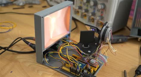 A Laser With Mirrors Makes A Crt Like Display Hackaday