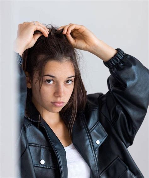 Wendy Roxie Scrolller