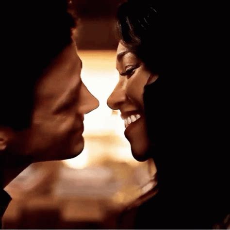 The Flash Flash Gif The Flash Flash Kiss Discover Share Gifs