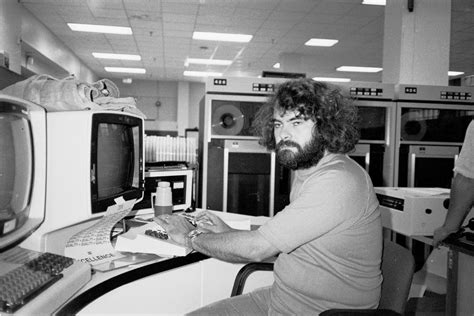 Becoming A World Class Programmer Tom Mcfarlin Tom Mcfarlin Becoming A World Class Programmer Tom Mcfarlin Tom Mcfarlin