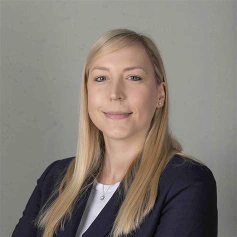 Sabrina Bross Customer Service Elringklinger Xing