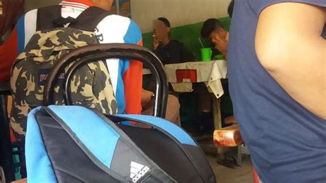 10 Siswa Smp Asyik Merokok Di Warung Kopi Depan Sekolahnya