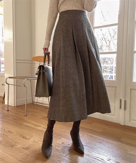 아브델 헤링본 핀턱 주름 롱 스커트신상데일리룩데일리겨울겨울스커트하객룩하객모임룩연말룩연말핀턱스커트주름스커트플리츠겨울스커트