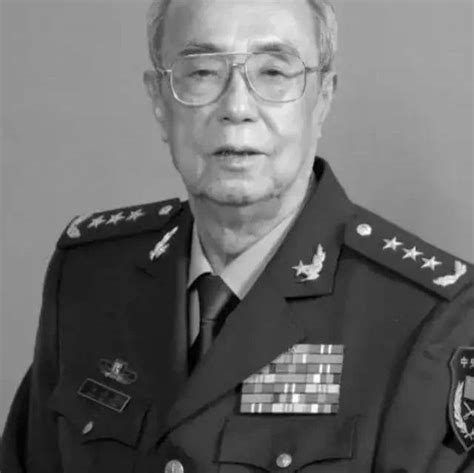 他是原国家主席的弟弟，1988年晋升上将，活到了93岁 知乎