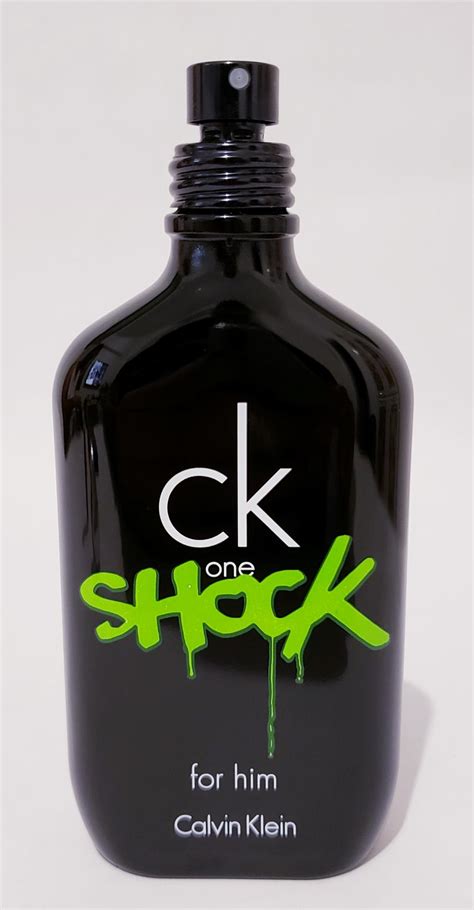 CK One Shock For Him Calvin Klein Cologne - ein es Parfum für Männer 2011