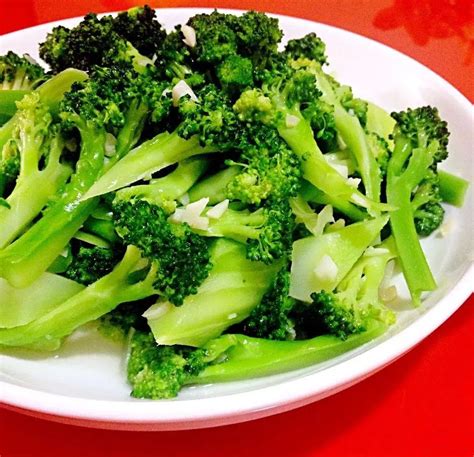蒜蓉清炒西兰花 怎样炒西兰花 鲜虾炒西兰花 大山谷图库