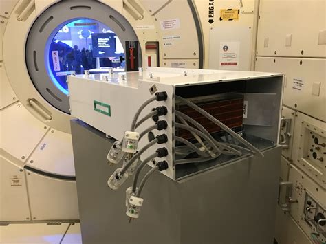 Hpes Spaceborne Computer Survives A Year On The Iss Dcd