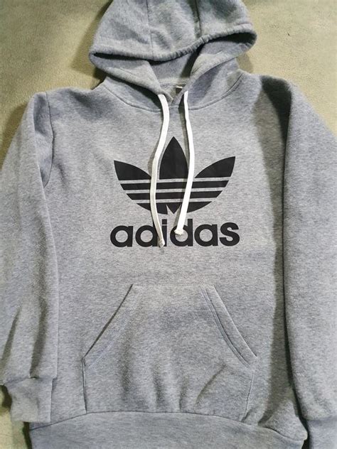 Теплое худи Adidas — ціна 330 грн у каталозі Худі Купити жіночі речі за