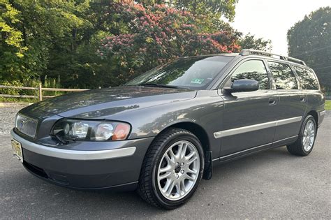 No Reserve 2004 Volvo V70 25t Titanium Edition For Sale On Bat