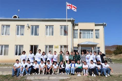 ევროკავშირი მედიაწიგნიერებისთვის აძვის საჯარო სკოლის მოსწავლეები Unesco ს… მედიის