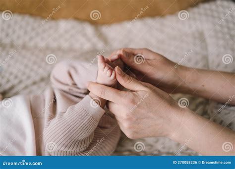 Mum Making Baby Massage Mother Massaging Infant Bare Foot Preventive Massage For Newborn