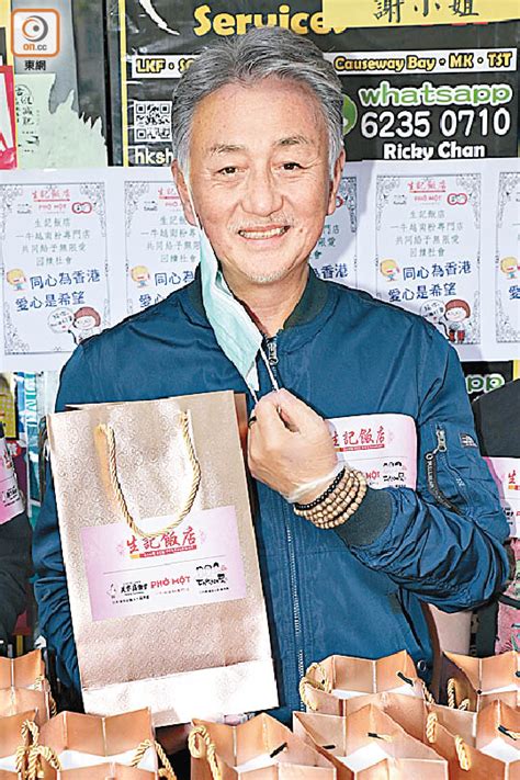 吳岱融鍾意捽眼 老婆擔心 東方日報