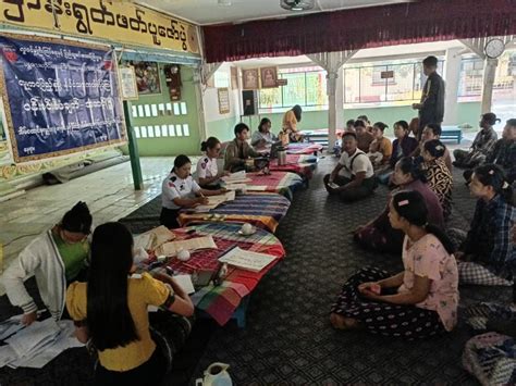 ပန်းခင်းစီမံချက် ၃ ဖြင့် အမရပူရမြို့နယ်အတွင်း ကွင်းဆင်းဆောင်ရွက် Information And Public