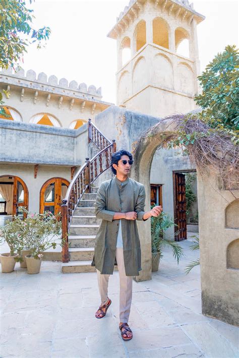 Hotelier Akshayraj Singh Shaktawat Rediscovers Rajasthan On His Trip