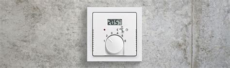 Room Temperature Controller With Value Display Room Temperature
