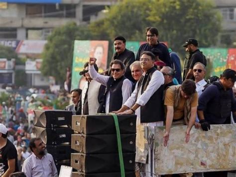 No Trust In Institutions Imran Khan Calls On Cjp To Save The Country