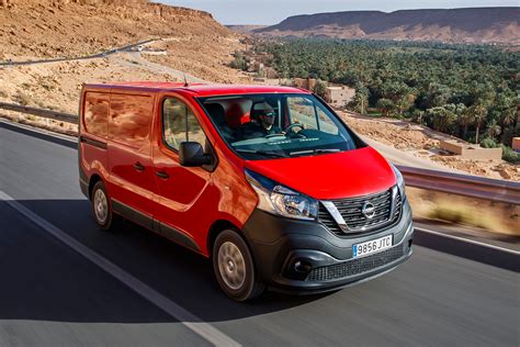 Ниссан Nv300 фото