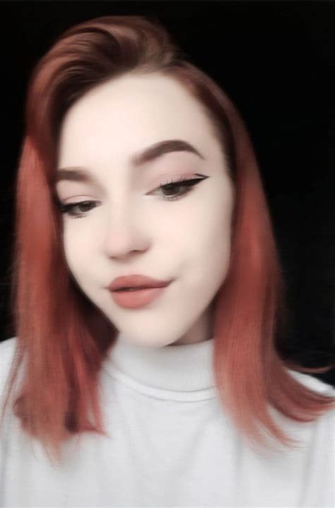 Lily Lou Skype Aporntv Life Girl Profile Live Cam Show Aporntv Life