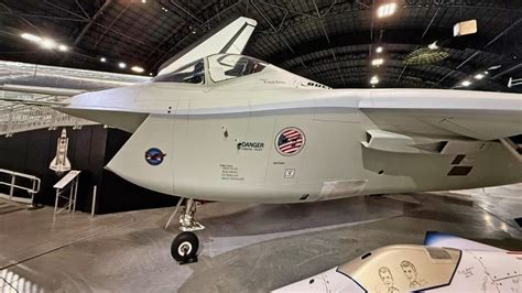 The Mystery Yf 118g Bird Of Prey Stealth Aircraft No One Knows About