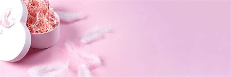 분홍색 배경에 하트 모양의 선물 상자에 디자인을위한 모형 0명에 대한 스톡 사진 및 기타 이미지 0명 개념 깃털 Istock