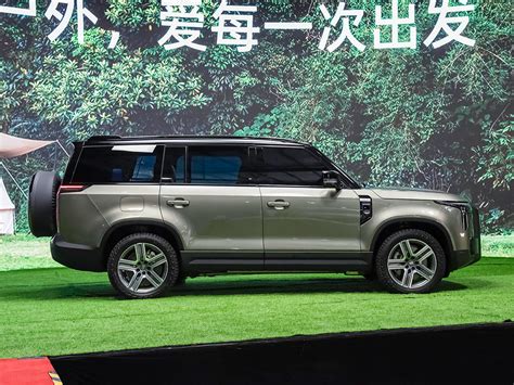 Ra Mắt Baic Jishi 01 Suv Việt Dã Học Thiết Kế Của Land Rover Defender