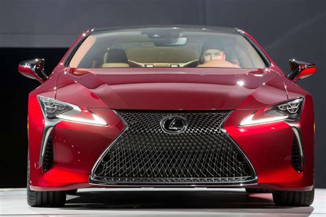 Lexus Unveils High Powered Lc 500 Sports Coupe Chicago Tribune