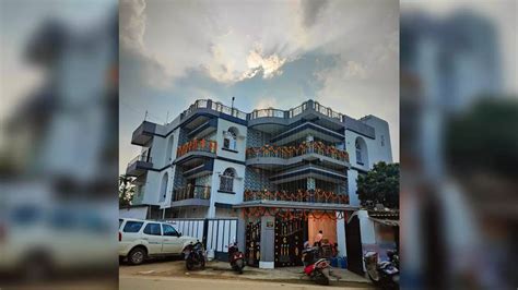 Why Iitian Techies Thank You Python Post With Picture Of His Home Has Divided The Internet