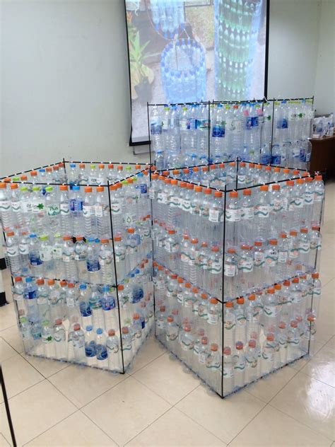 น้ำดื่ม มศว ถังขยะจากขวดน้ำ ผลิตโดยนิสิตในกิจกรรมจิตอาสา Facebook