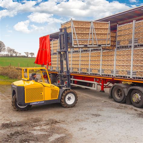 Maastotrukki Combilift Combi Rt Diesel 1500 1600 Kg Finnsiirto