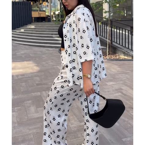 Костюм шовковий великий розмір купити літній одяг Badger Колір Білий Розмір Одягу 3xl