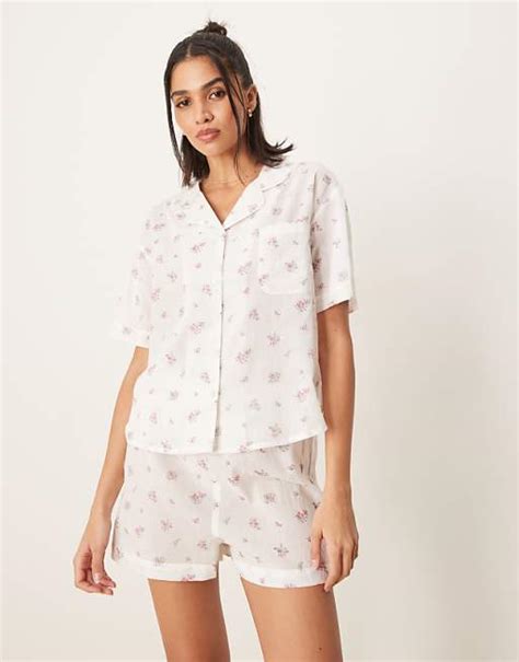 Luna Set Van Pyjamatop Met Korte Mouwen En Short Van Kaasdoek Met