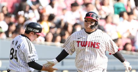 거포 유망주 Lg 김범석 롯데 심재민 상대 데뷔 첫 홈런 쾅