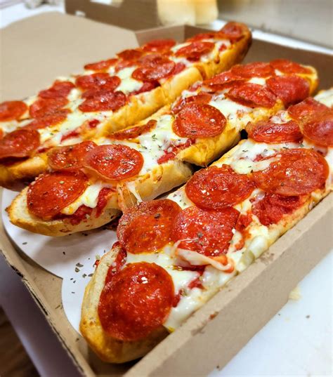 Big Kat Pizza 2025 15 Pounds Local Tele Romano You Can Smell This Whole Place This Is Proof