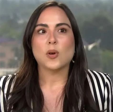 Andrea Ele cantante que no tuvo público en su debut habló sobre quiénes fueron