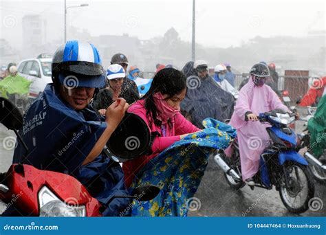 Couple Soaking Wet In Rain Editorial Stock Image Image Of Slowly
