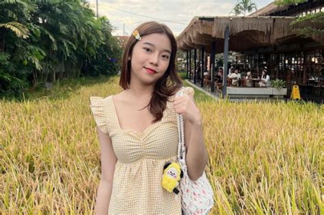 Profil Dan Biodata Anggis Devaki Agama Umur Pacar Karier Akun Ig Hits Id