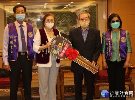 台北市純德獅子會行善 捐新北復康巴士 台灣好新聞 Line Today