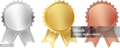 금 은 그리고 동메달 리본 세트 벡터 일러스트 레이 션 현실적인 고립된 트로피 와 메달 수집 와 금속 보상 배지 위한 승자 품질 증명서 벡터 스톡 일러스트 0명에 대한 스톡