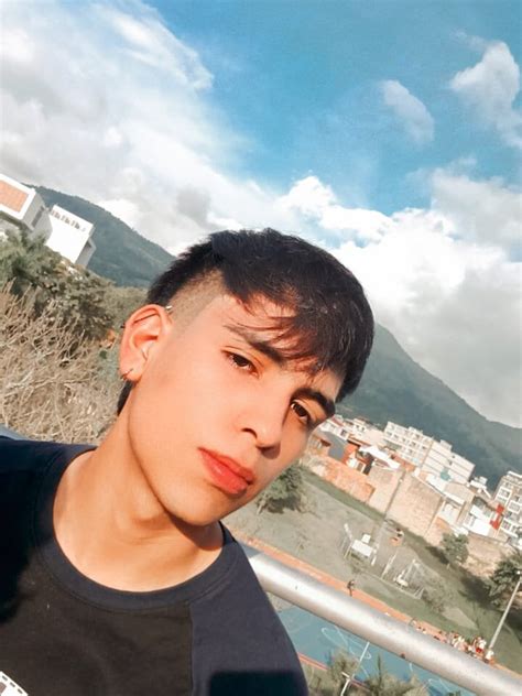 Zack Thunder Nude On Cam Live Sex Chat On Fapchat