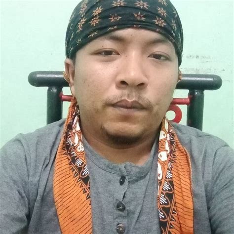 Pascol Kintil Youtube Youtuber Fakta Menarik