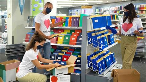 Η Πλαίσιο Computers προσφέρει τα σχολικά είδη σε όλους τους μαθητές των
