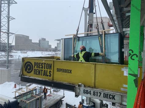 Preston Rentals Brings Retractable Loading Platform System To Canada Crane And Hoist Canada