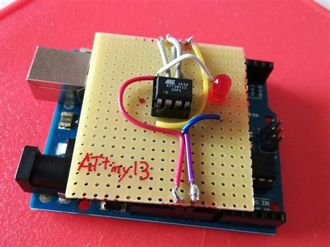 Simple Attiny13 Shield For Arduino Uno